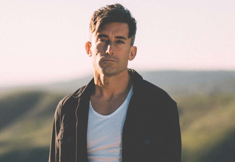 Get to Know Phil Wickham – Jax Country 100.3 Radio